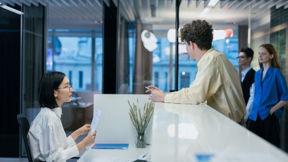 Best Practices for Welcoming Visitors to Your Office