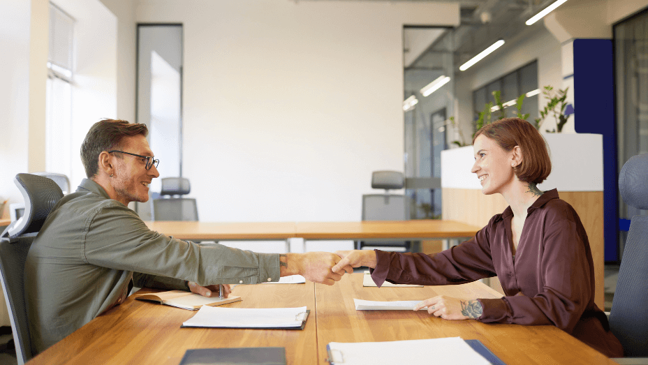 Mastering HR Communication Strategy: From Theory to Practice